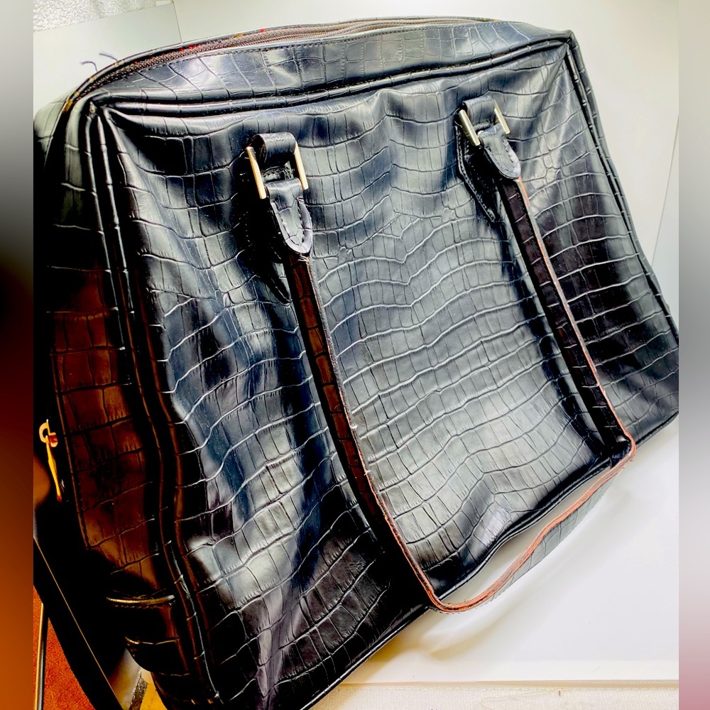 Mobile Edge Black Leather Laptop Shoulder Case With R… - Gem